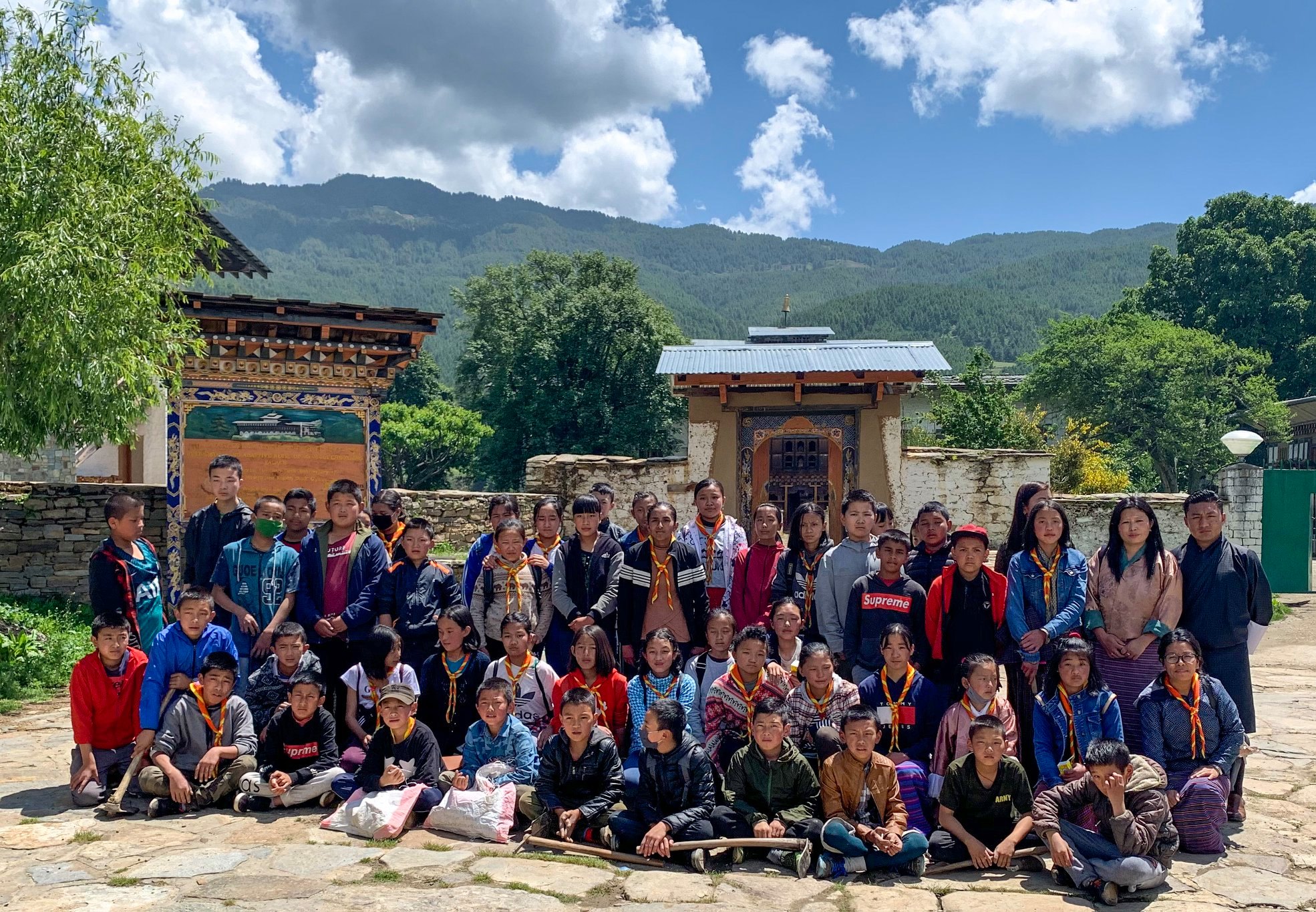 Students Plant Trees at Wangduechhoeling Palace - Bhutan Foundation