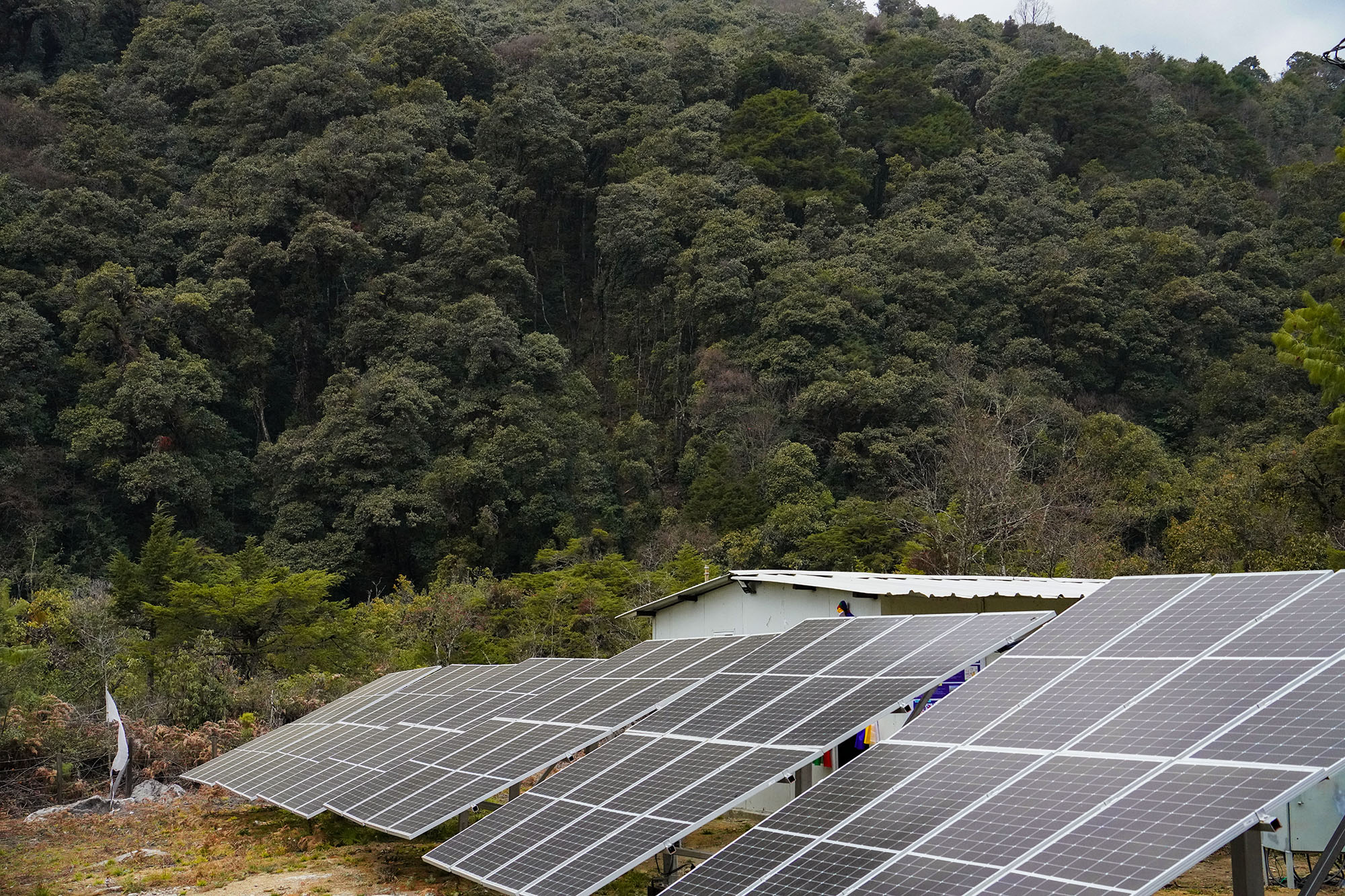 80 kW Decentralized Distributed Generation of Solar PV System ...